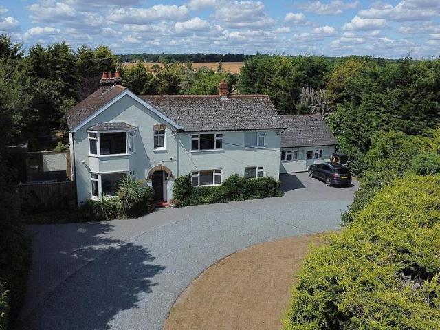 7 bedroom detached house for sale