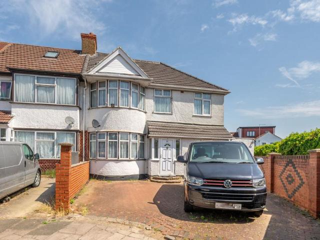 8 bedroom detached house for sale