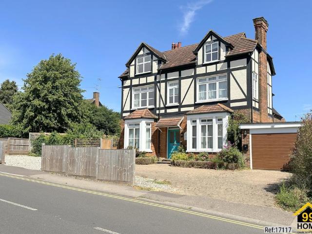 8 bedroom detached house for sale