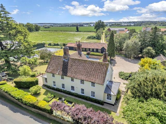 8 bedroom detached house for sale