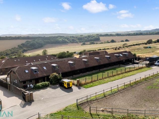 8 bedroom detached house for sale