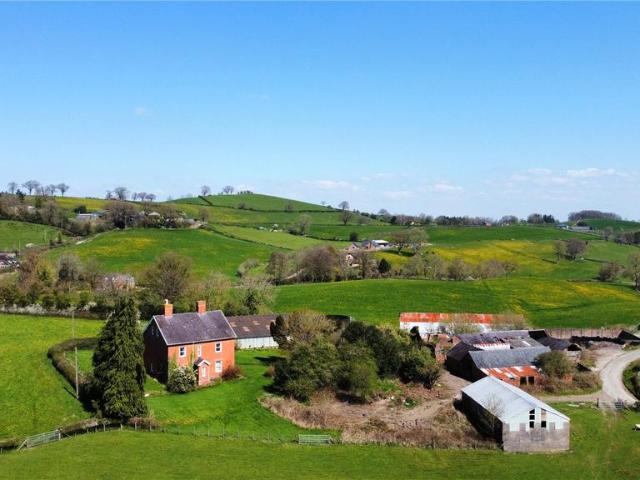 8 bedroom detached house for sale