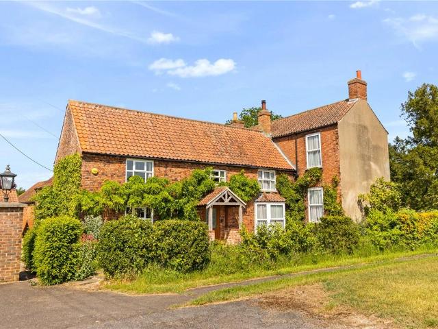 8 bedroom detached house for sale