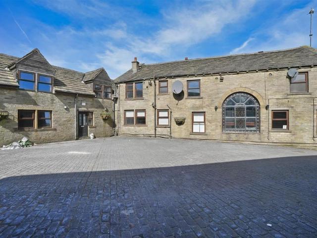 8 bedroom detached house for sale