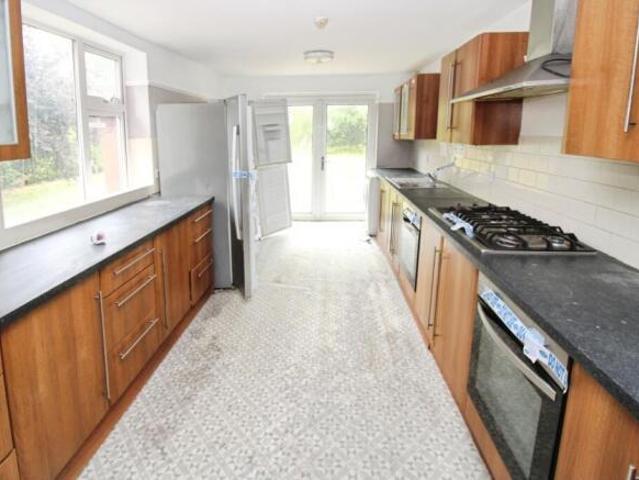 8 bedroom detached house for sale in Cottingham Road, Hull, HU6