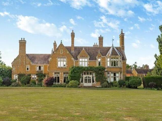 8 Bedroom Detached House For Sale In Eaton, Grantham