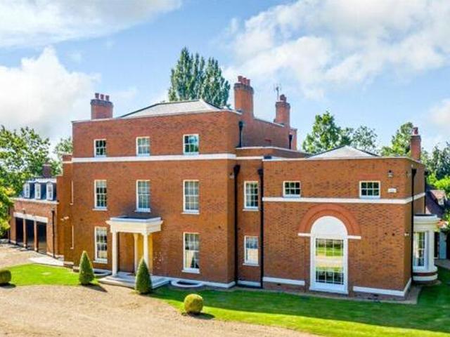 8 Bedroom Detached House For Sale In Hertfordshire