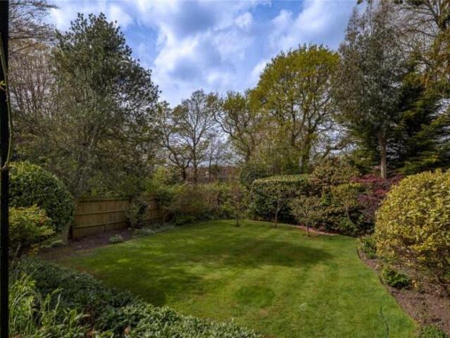 8 bedroom detached house for sale in Oakhill Avenue, London, NW3
