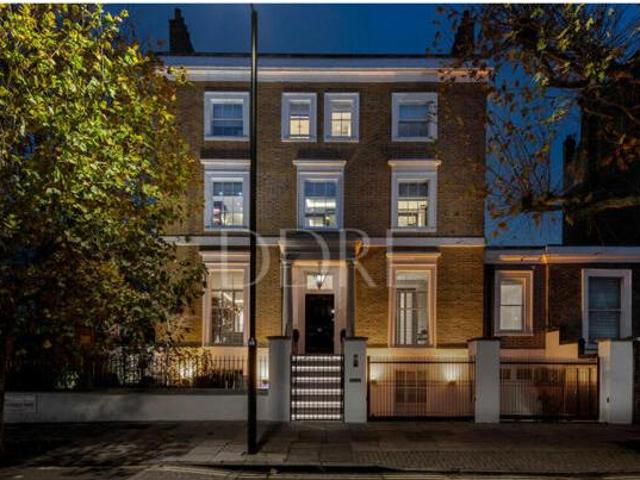 8 Bedroom Detached House For Sale In London