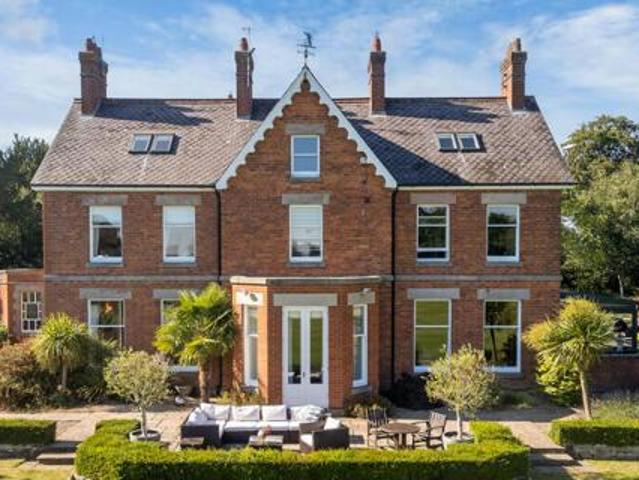 8 Bedroom Detached House For Sale In Morley