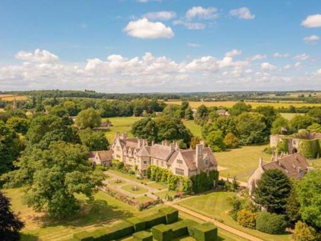 8 Bedroom Detached House For Sale In Peterborough