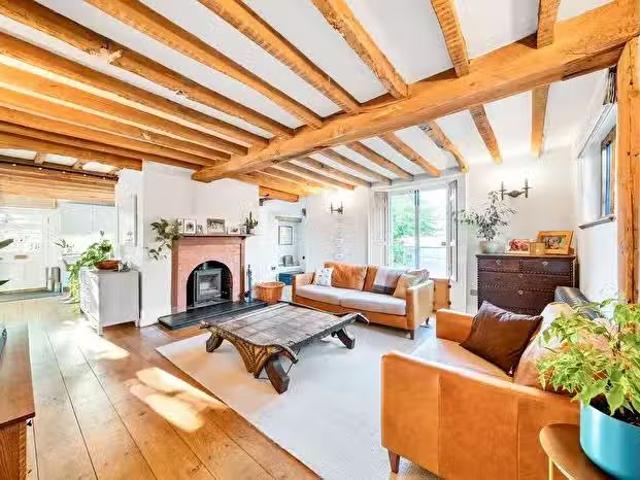 8 Bedroom Detached House For Sale In Vicarage Hill, Westerham.