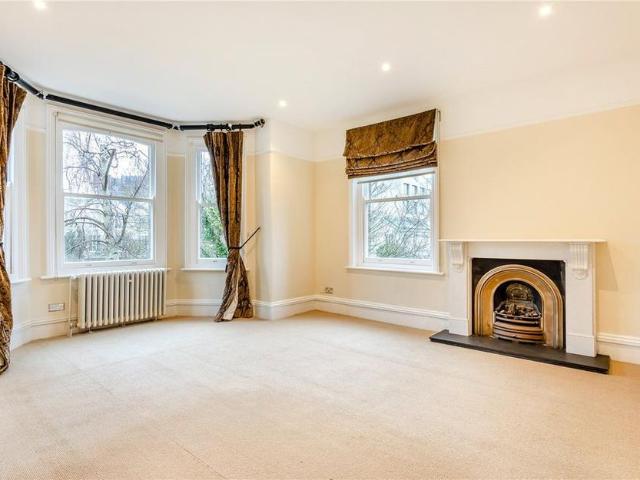 8 bedroom detached house to rent