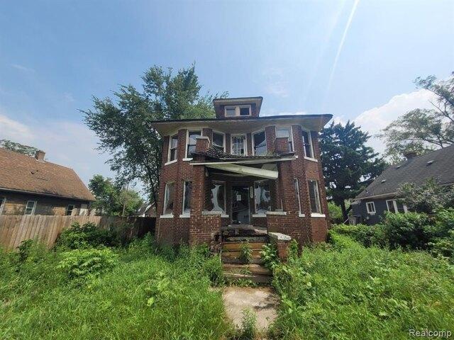 8 bedroom, Detroit MI 48204 89875945