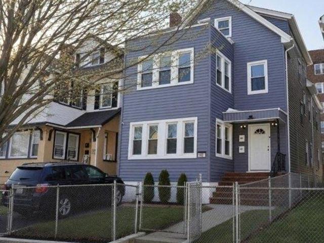 8 bedroom, East Orange NJ 07017 105125348