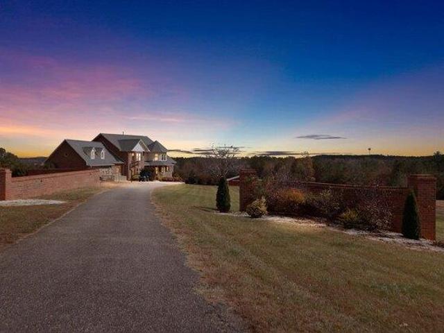 8 bedroom, Ellenboro NC 28040 103601232