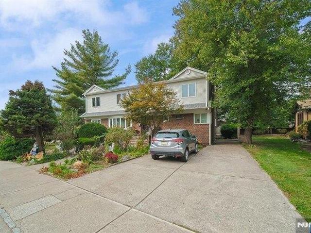 8 bedroom, Fort Lee NJ 07024 LS102583334