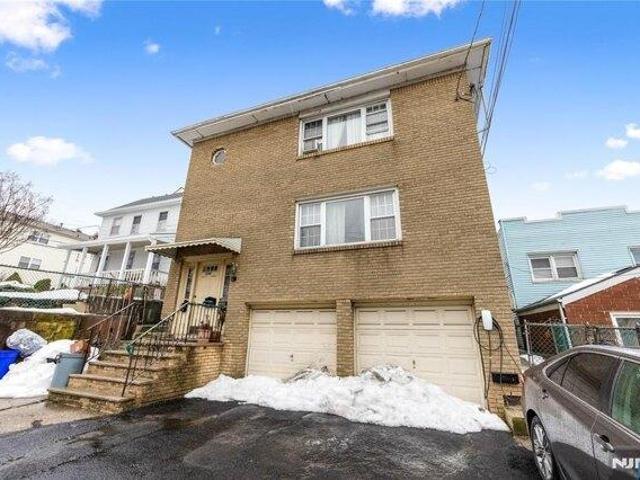 8 bedroom, Fairview NJ 07022 LS101800978