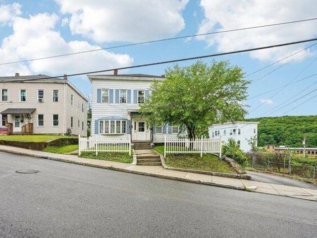 8 bedroom, Fitchburg MA 01420 104762300