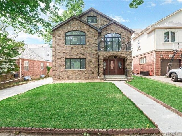 8 bedroom, Flushing NY 11367 103603594