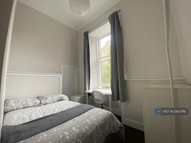 8 bedroom flat to rent