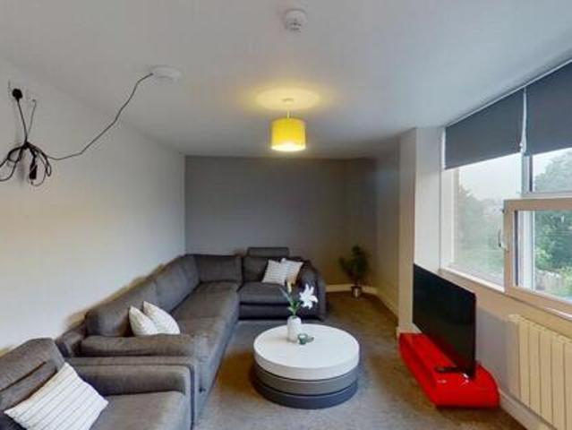 8 Bedroom Flat For Rent In Beeston, Nottingham