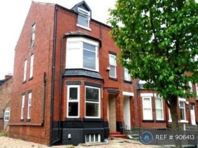 8 bedroom flat for rent in Egerton Road Manchester M14