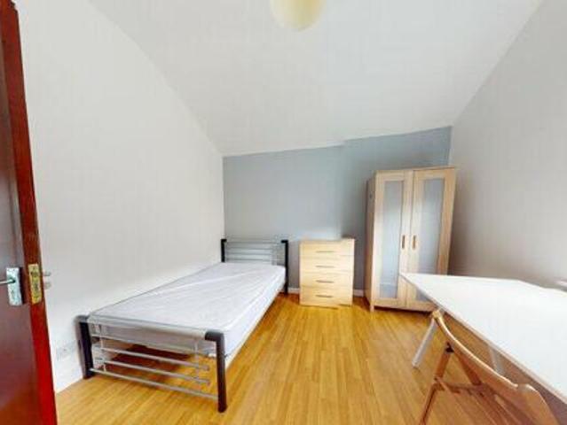 8 Bedroom Flat For Rent In Hyde Park