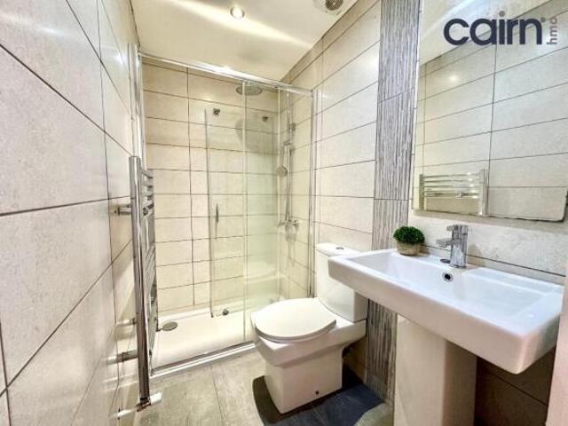 8 bedroom flat for rent in Kersland Street, Hillhead, Glasgow, G12