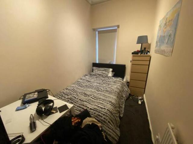 8 bedroom flat for rent in Richmond Road, CF24