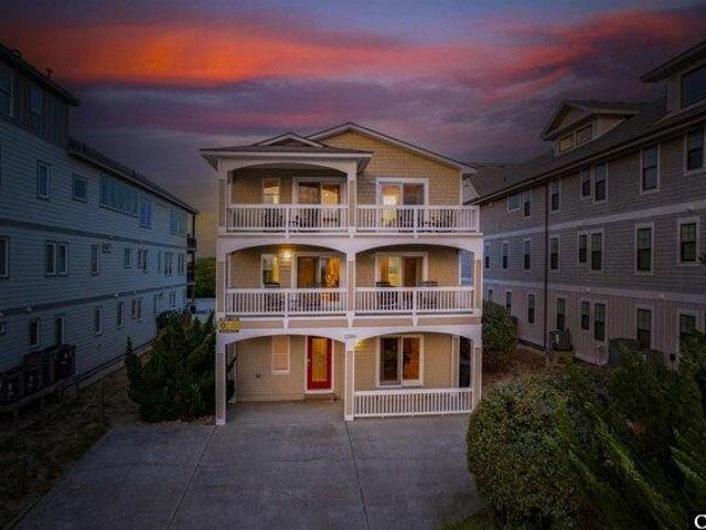 8 bedroom, Kill Devil Hills NC 27948 94735365
