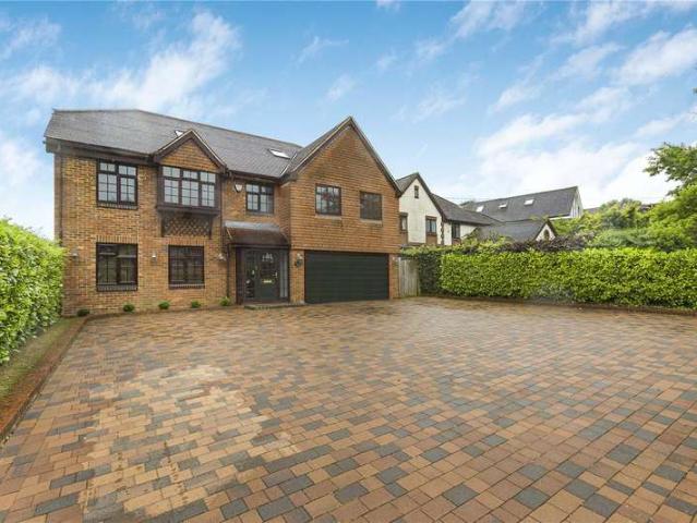8 Bedroom House