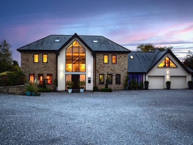 8 Bedroom House Chester Le Street County Durham 100398142
