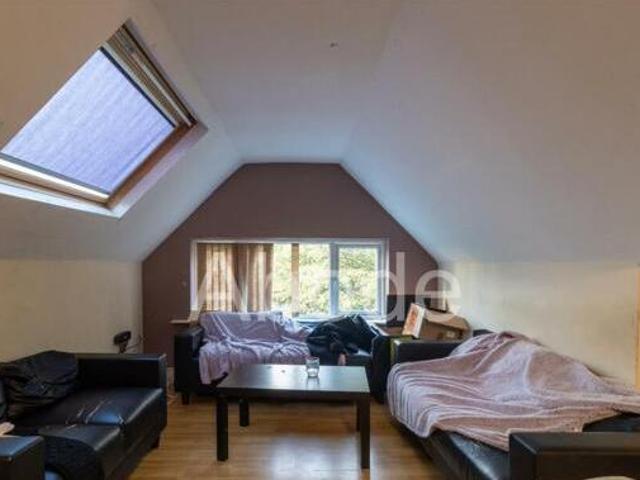 8 Bedroom House For Rent In Headingley