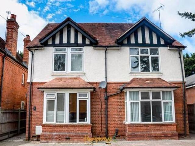 8 bedroom house for rent in Northumberland Avenue Reading RG2 7PN RG2