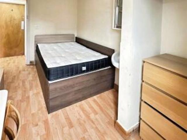 8 bedroom house for rent in Talbot Road, Fallowfield, Manchester, M14