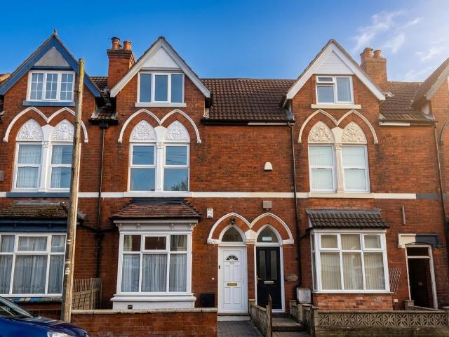 8 bedroom house for sale
