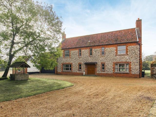 8 bedroom detached house for sale