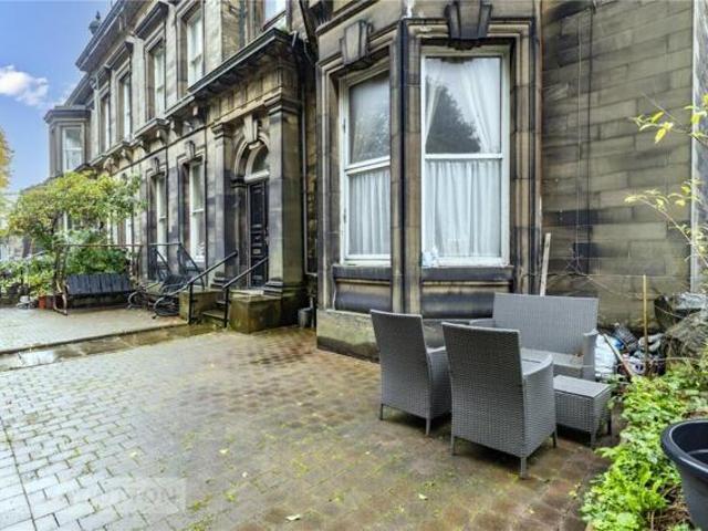 8 Bedroom House Halifax Calderdale LS99952262