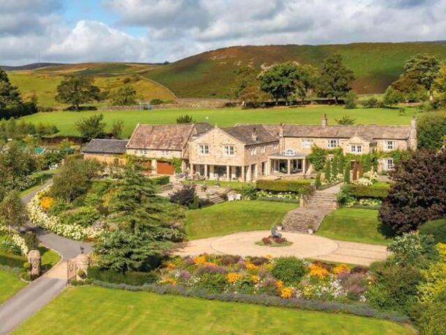 8 Bedroom House Lancs Lancashire LS99572052