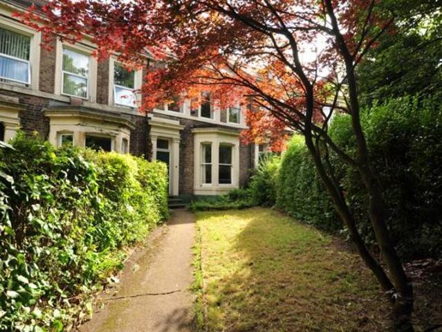 8 Bedroom House Newcastle Tyne Y Wear LS99472687