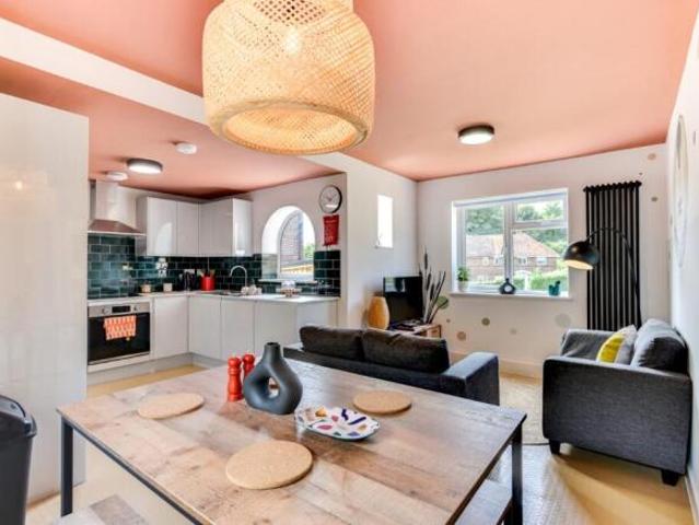 8 bedroom house share for rent in Bodiam Avenue, BN2