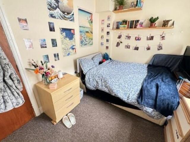 8 bedroom house share to rent