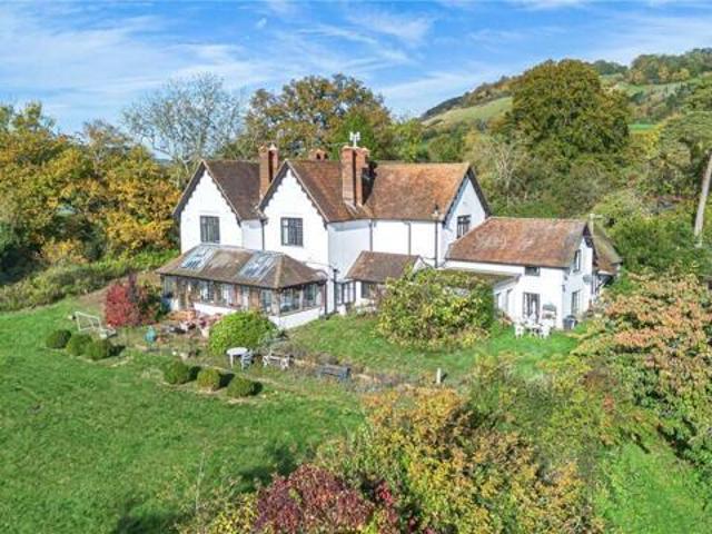 8 Bedroom House Surrey Surrey 101100098