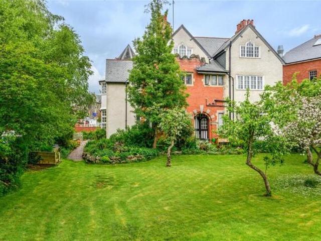 8 Bedroom House Wye Kent 100541290