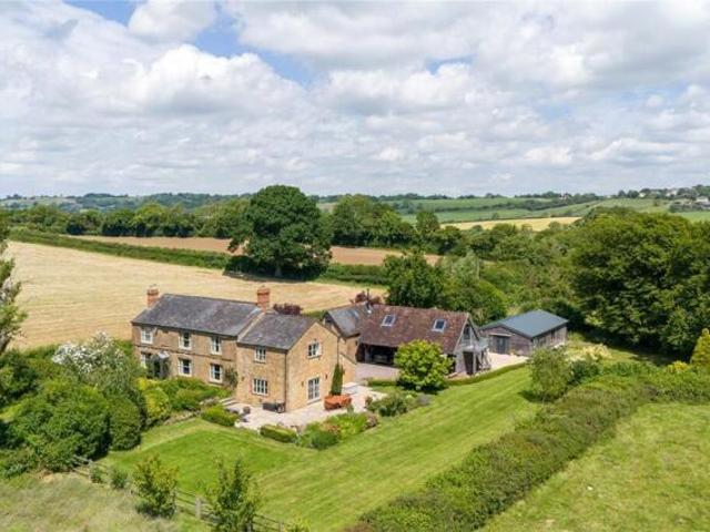 8 Bedroom House Yeovil Somerset LS98969066