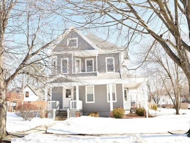 8 bedroom, Holyoke MA 01040 102409827