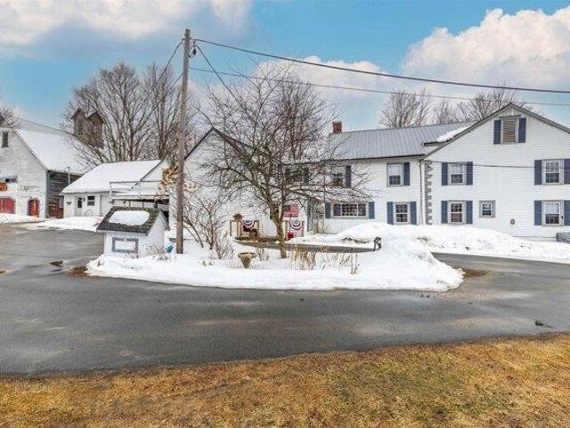8 bedroom, Haverhill NH 03765 102726873