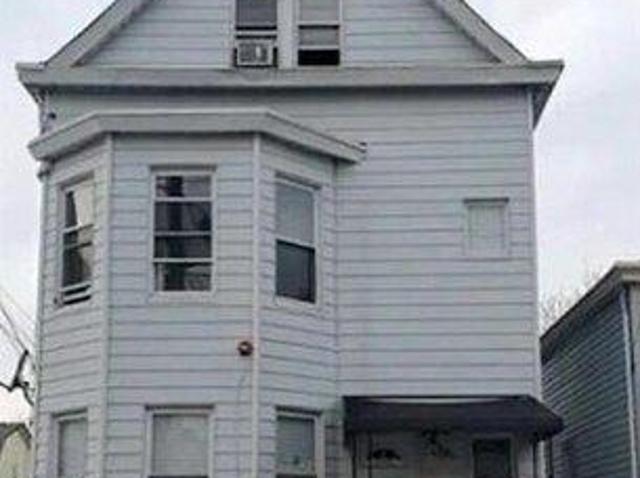 8 bedroom, Haledon NJ 07508 102729123