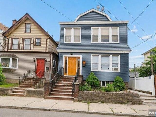 8 bedroom, Harrison NJ 07029 104193039